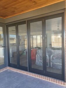 Retractable Flyscreens – Flyscreen Australia